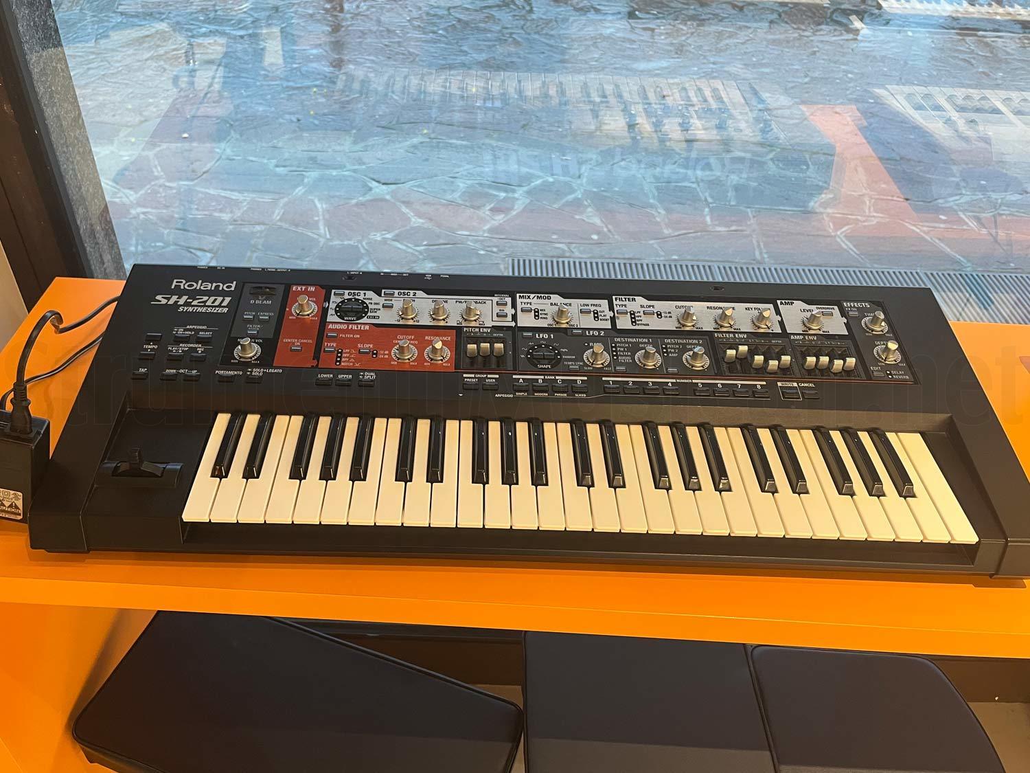 ROLAND SH201 Sintetizzatore Usato a Roma e Milano